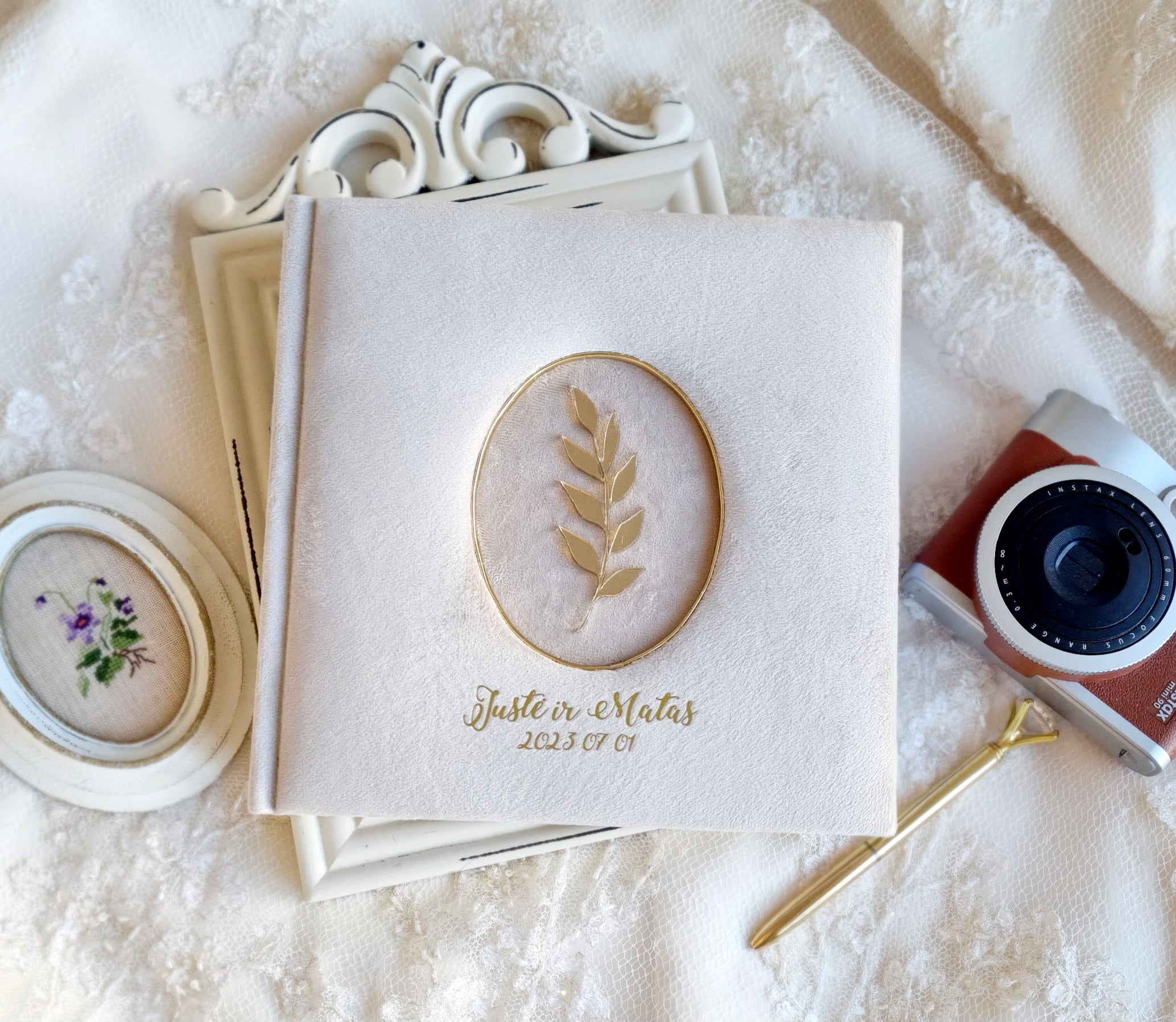 Vestuvių linkėjimų knygos – rvcreativestudio